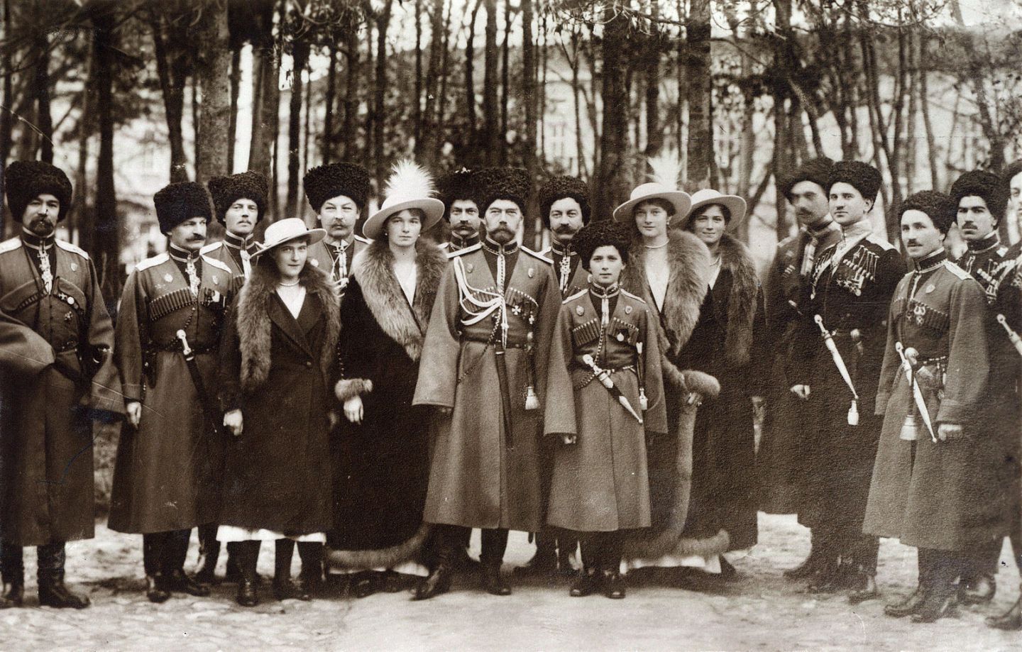 Photos of the Romanovs and Rasputin | old spirituals